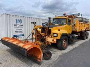 1999 Mack RD688S Other Equipment For Sale with 223,462 mi | Tractor Zoom
