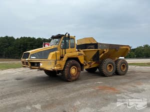 SOLD - 1999 Moxy MT36 Construction with 1,747 Hrs | Tractor Zoom