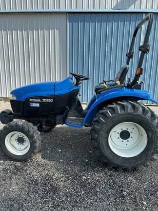 1999 New Holland TC29 Tractors Less than 40 HP for Sale | Tractor Zoom