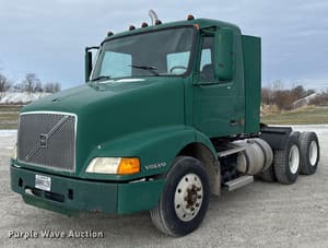 SOLD - 1999 Volvo VN Lot No. DW2465 Other Equipment with 80,601 mi ...