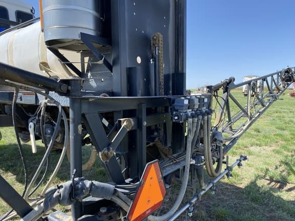 1999 Willmar 7200 Chemical Applicators Sprayers - Self Propelled for ...