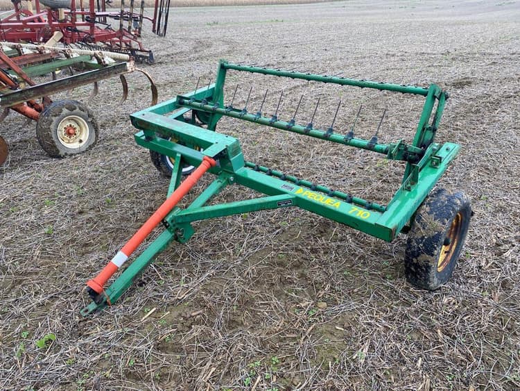 Pequea 710 Hay and Forage Hay - Rakes/Tedders for Sale | Tractor Zoom