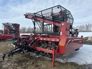 SOLD - 2014 Amity 2500 6R26 beet harvester, row finder, steel grab ...