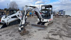 SOLD - 2000 Bobcat 331 Lot No. 2062 Construction with 2,296 Hrs ...