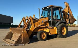 SOLD - 2000 Case 580L Lot No. MS9873 Construction with 8,115 Hrs | Tractor Zoom