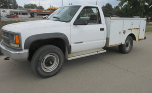 SOLD - 2000 Chevrolet 3500 Other Equipment with 178,738 mi | Tractor Zoom