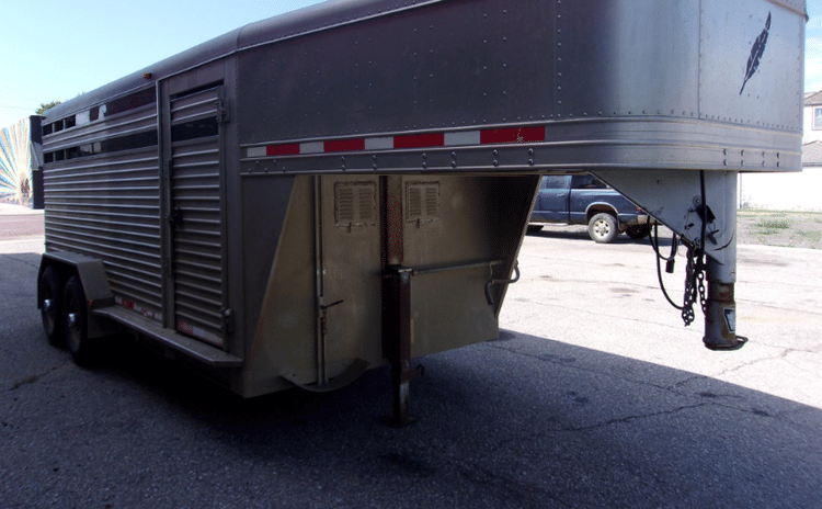 2000 Featherlite 16' Ag Trailers Livestock Trailers for Sale | Tractor Zoom