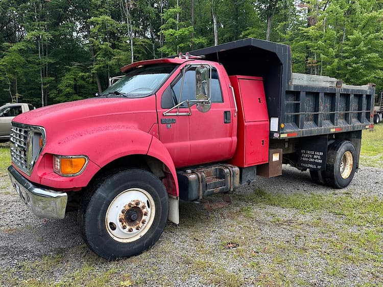 SOLD - 2000 Ford F-750 Other Equipment Trucks | Tractor Zoom