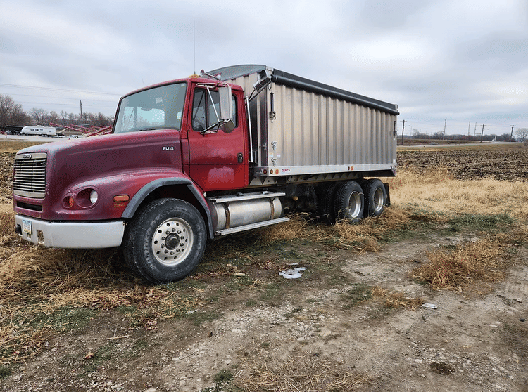 SOLD - 2000 Freightliner FL112 Other Equipment Trucks | Tractor Zoom