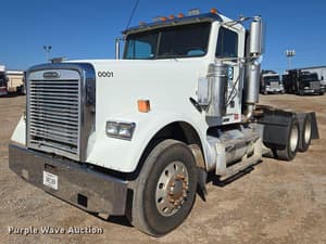 SOLD - 2000 Freightliner MB70 Lot No. EU3752 Other Equipment with ...