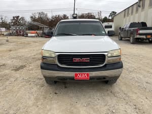 SOLD - 2000 GMC 1500 Lot No. 1751 Other Equipment with 219,653 mi ...