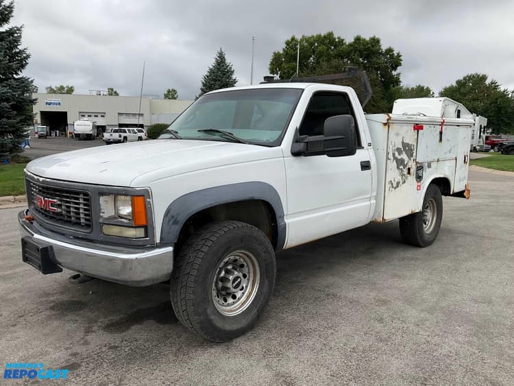 SOLD - 2000 GMC 2500 Other Equipment Vehicles | Tractor Zoom