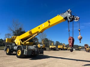 SOLD - 2000 Grove RT640E Lot No. 2202 Construction with --- Hrs ...