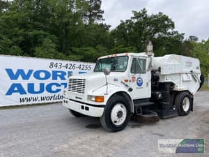 SOLD - 2000 International 4700 Lot No. 121746 Other Equipment with ...