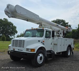 SOLD - 2000 International 4900 Lot No. EF3793 Other Equipment with ...