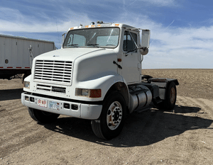 SOLD - 2000 International 8100 Other Equipment with 562,744 mi ...