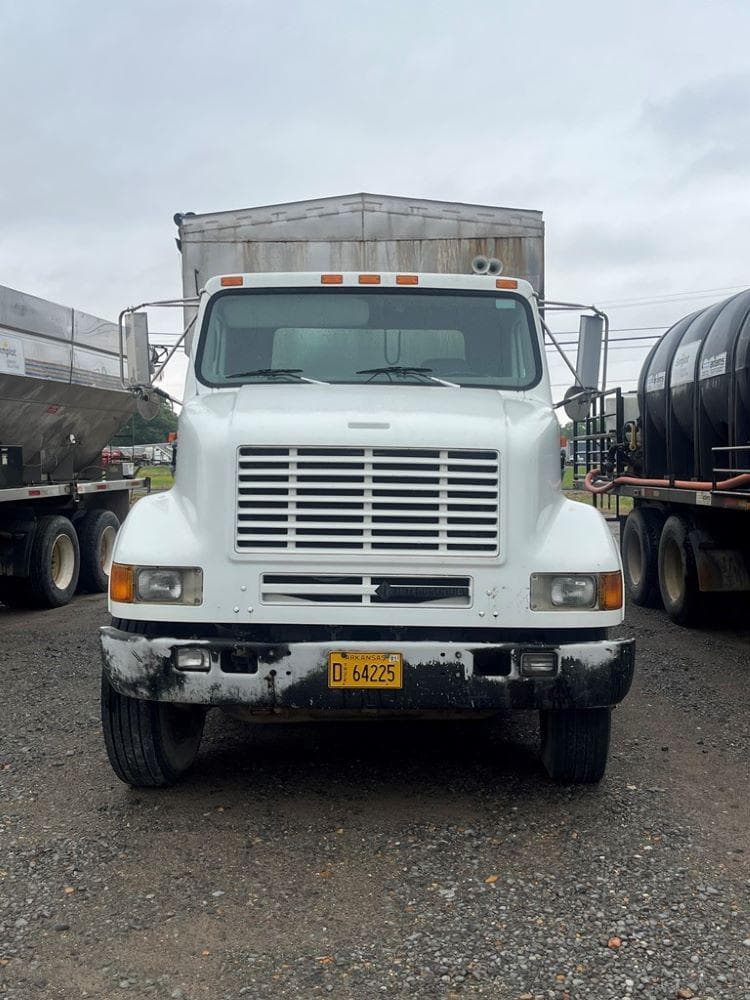 2000 International 8100 Other Equipment Trucks for Sale | Tractor Zoom