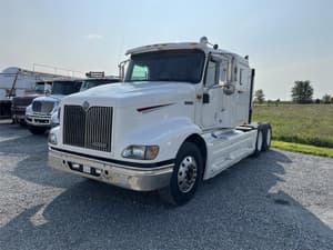 SOLD - 2000 International 9400 Lot No. 9767 Other Equipment with ...