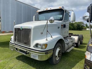 SOLD - 2000 International 9400i Lot No. 1824 Other Equipment with ...