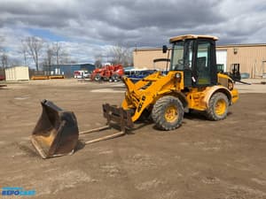 SOLD - 2000 JCB 407B Lot No. 42907 Construction with 2,714 Hrs ...