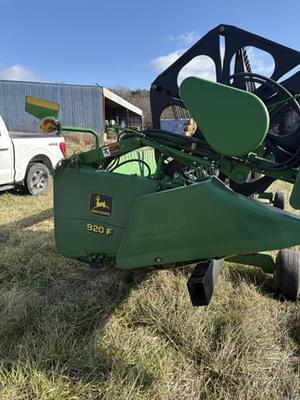 SOLD - 2000 John Deere 920F Stock No. 509863 Harvesting with 20 ft ...