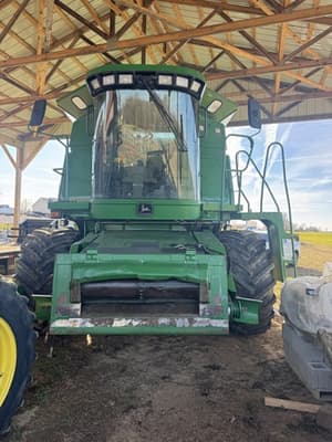 SOLD - 2000 John Deere 9550 Stock No. 229132 Combines with 4,456 Hrs ...