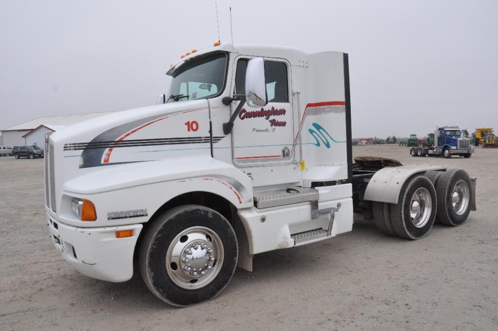 2000 Kenworth T600 Other Equipment Trucks for Sale | Tractor Zoom