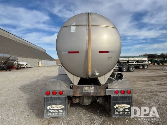 2000 Kenworth T800B Lot No. 34 Other Equipment For Sale with 231,623 mi ...