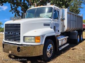 SOLD - 2000 Mack CH613 dump truck Other Equipment with 759,684 mi | Tractor Zoom