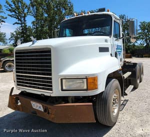 SOLD - 2000 Mack CH613 semi truck Other Equipment with 155,867 mi | Tractor Zoom
