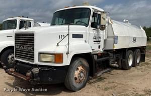 SOLD - 2000 Mack CH613 Lot No. ED5726 Other Equipment with 386,863 mi | Tractor Zoom