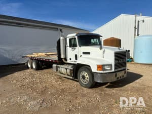 SOLD - 2000 Mack Maxi Cruise CH613 Lot No. 110 Other Equipment with 382,654 mi | Tractor Zoom