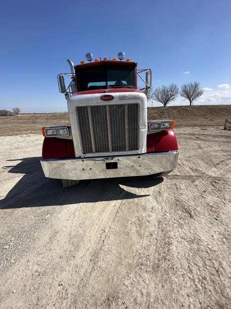 2000 Peterbilt 357 Other Equipment Trucks for Sale | Tractor Zoom