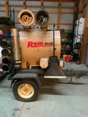 SOLD - 2000 REM 1026B Lot No. 14 Harvesting | Tractor Zoom