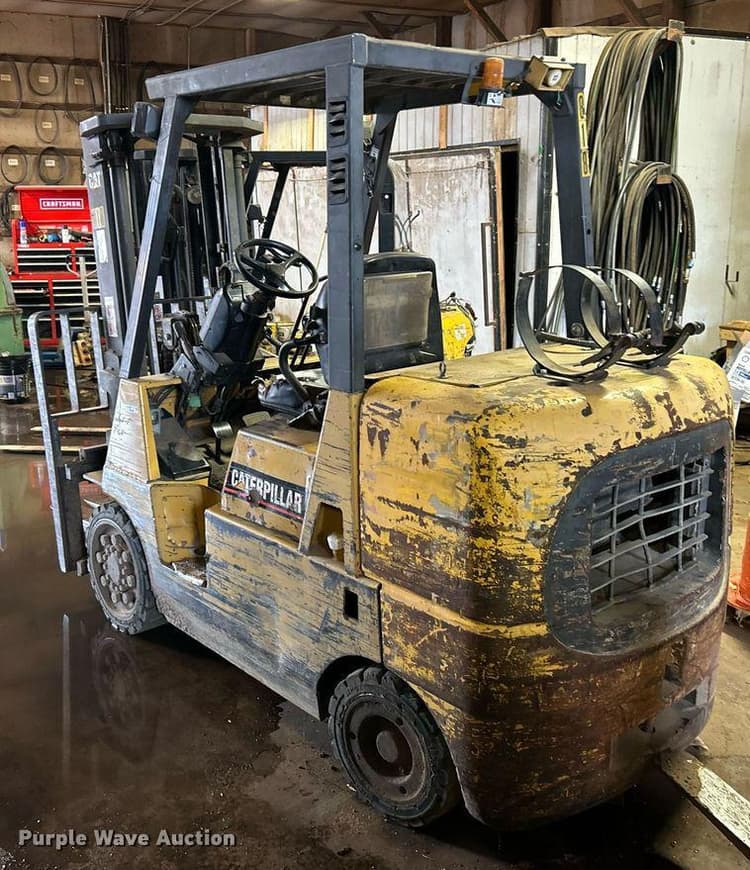 2001 Caterpillar GC40K Construction Forklifts for Sale | Tractor Zoom