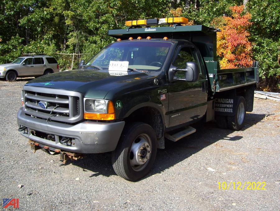 SOLD - 2001 Ford F-450 Other Equipment with 105,546 mi | Tractor Zoom