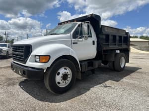 SOLD - 2001 Ford F650 Lot No. 8017 Other Equipment with 217,662 mi ...