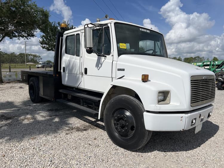 2001 Freightliner FL70 Other Equipment Trucks for Sale | Tractor Zoom