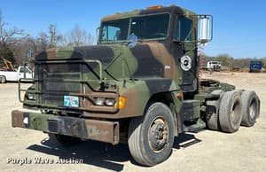 SOLD - 2001 Freightliner FLD120 Lot No. EK0545 Other Equipment with ...