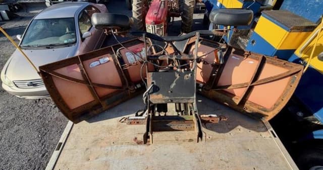 2001 GMC 3500 Lot No. 609 Other Equipment For Sale with 165,600 mi ...