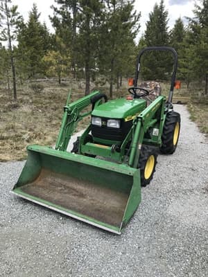 SOLD - 2001 John Deere 4100 Stock No. 0H413842A Tractors with 586 Hrs | Tractor Zoom