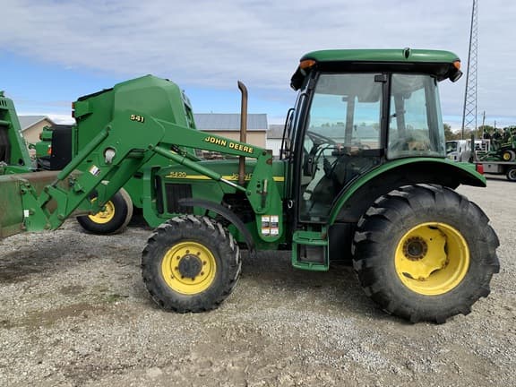 2001 John Deere 5420 Tractors 40 to 99 HP for Sale | Tractor Zoom