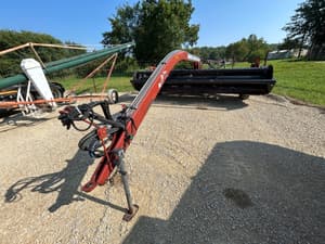 SOLD - 2001 MacDon 5010 Lot No. 41 Hay and Forage | Tractor Zoom