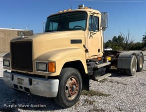 2001 Mack CH613 Lot No. LC9242 Other Equipment For Sale with 334,422 mi | Tractor Zoom