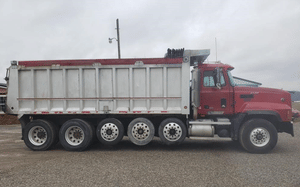 2001 Mack CL700 Other Equipment For Sale with 420,000 mi | Tractor Zoom