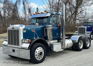 SOLD - 2001 Peterbilt 379 Lot No. EK4159 Other Equipment with 104,197 ...