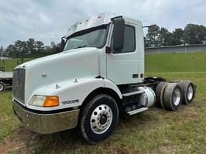 SOLD - 2001 Volvo VNM Lot No. 275 Other Equipment with 752,648 mi ...