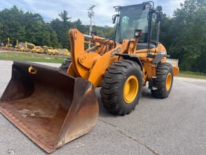 SOLD - 2002 Case 621D Lot No. 281143 Construction with 4,988 Hrs ...