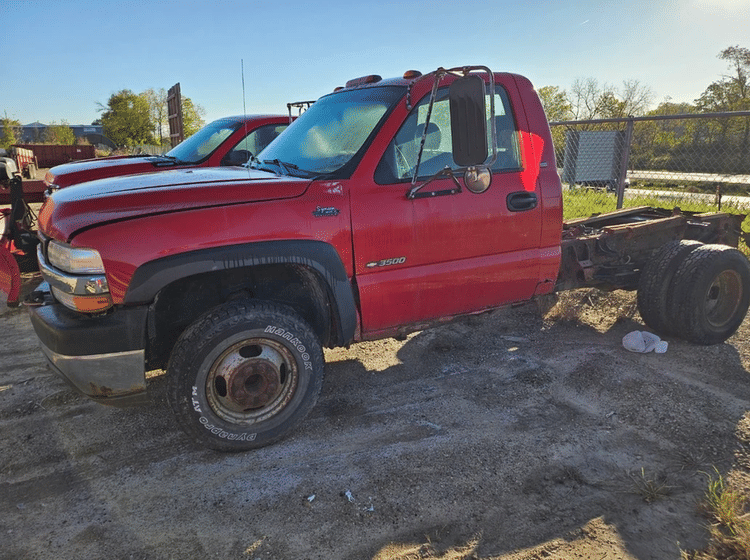 2002 Chevrolet 3500 Other Equipment Vehicles for Sale | Tractor Zoom