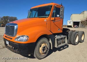 2002 Freightliner Columbia Lot No. EE7920 Other Equipment For Sale with ...